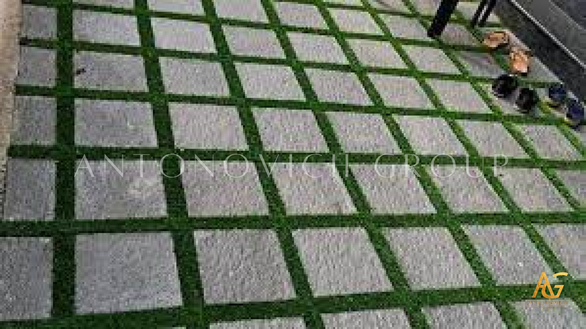 Interlock & Paver Tiles