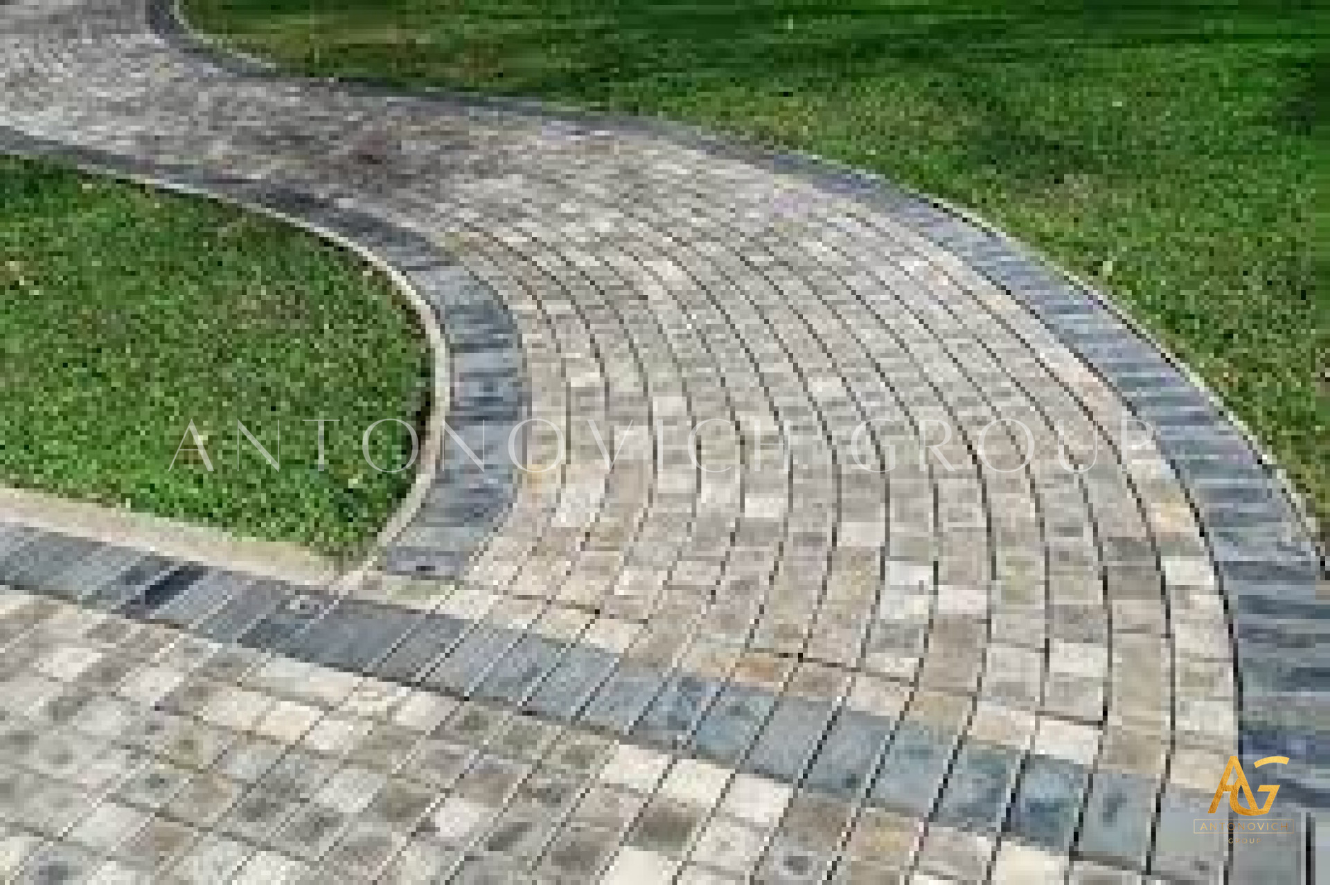 Interlock & Paver Tiles
